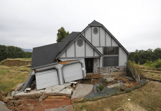 Houses in California are slowly sinking into the ground · TheJournal.ie